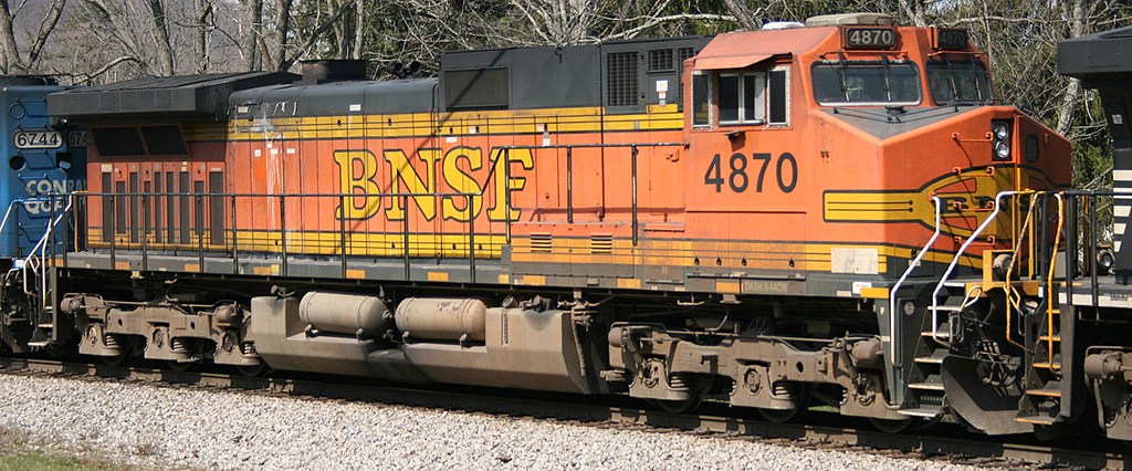 BNSF 4870